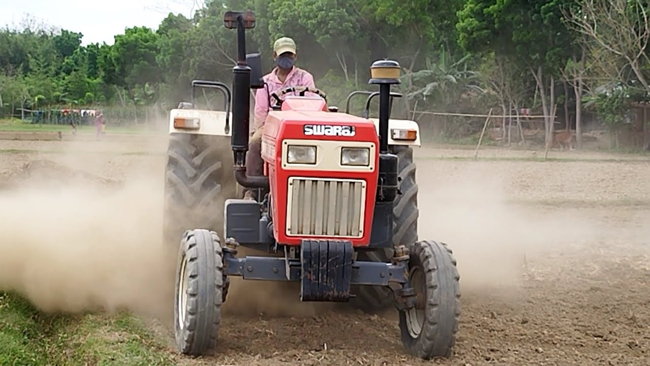 Amazing Tracktor Driving Video || The Skillfull Tracktor Driver ...
