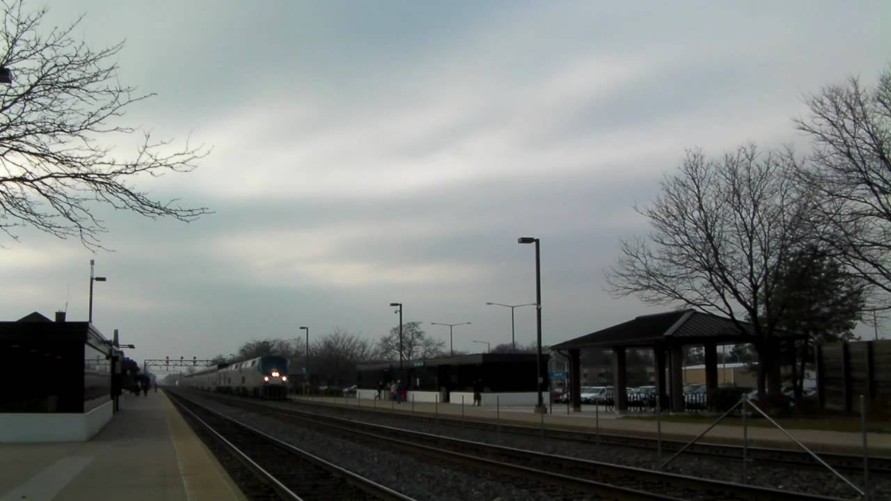 Amtrak 201 East Naperville, IL - YouTube