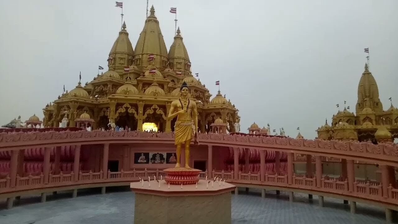 Varnindra Dham Patdi New mandir Jay swaminarayan - YouTube