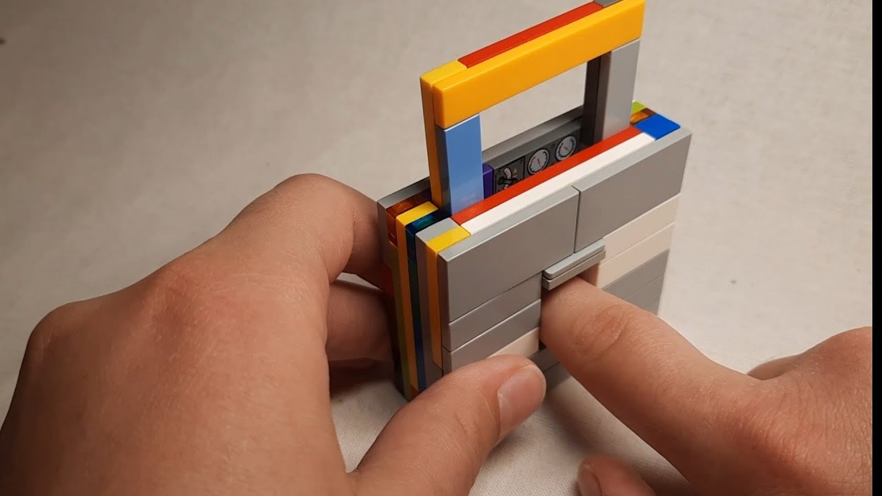 How to build a Lego finger cutting magic trick - YouTube