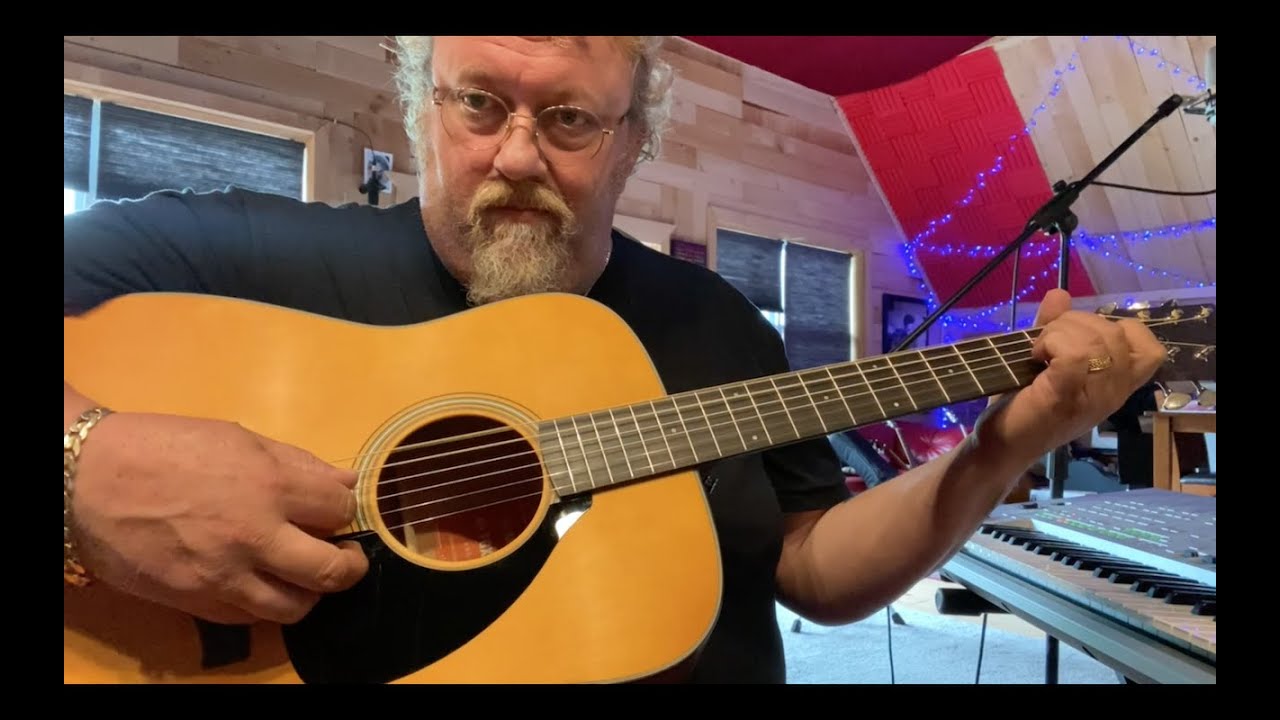 JP Cormier reviews the Yamaha FGX 3 - YouTube