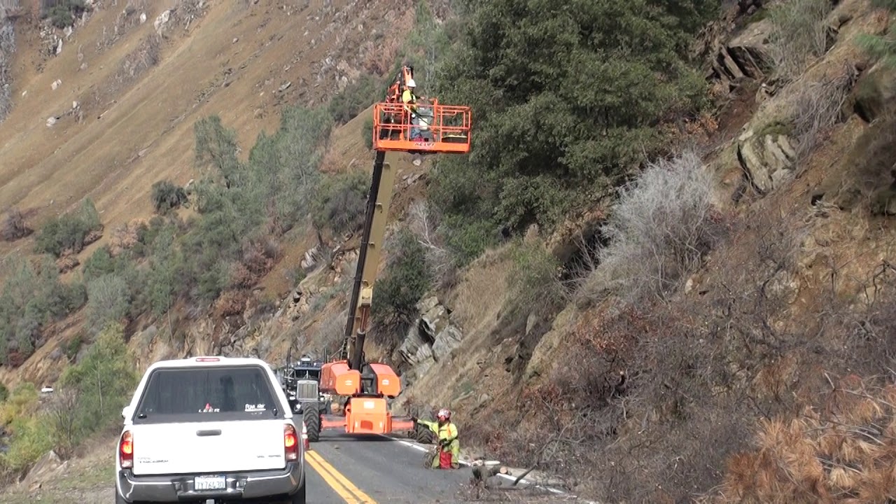 Ferguson Fire Damage Traffic 12 18 - YouTube