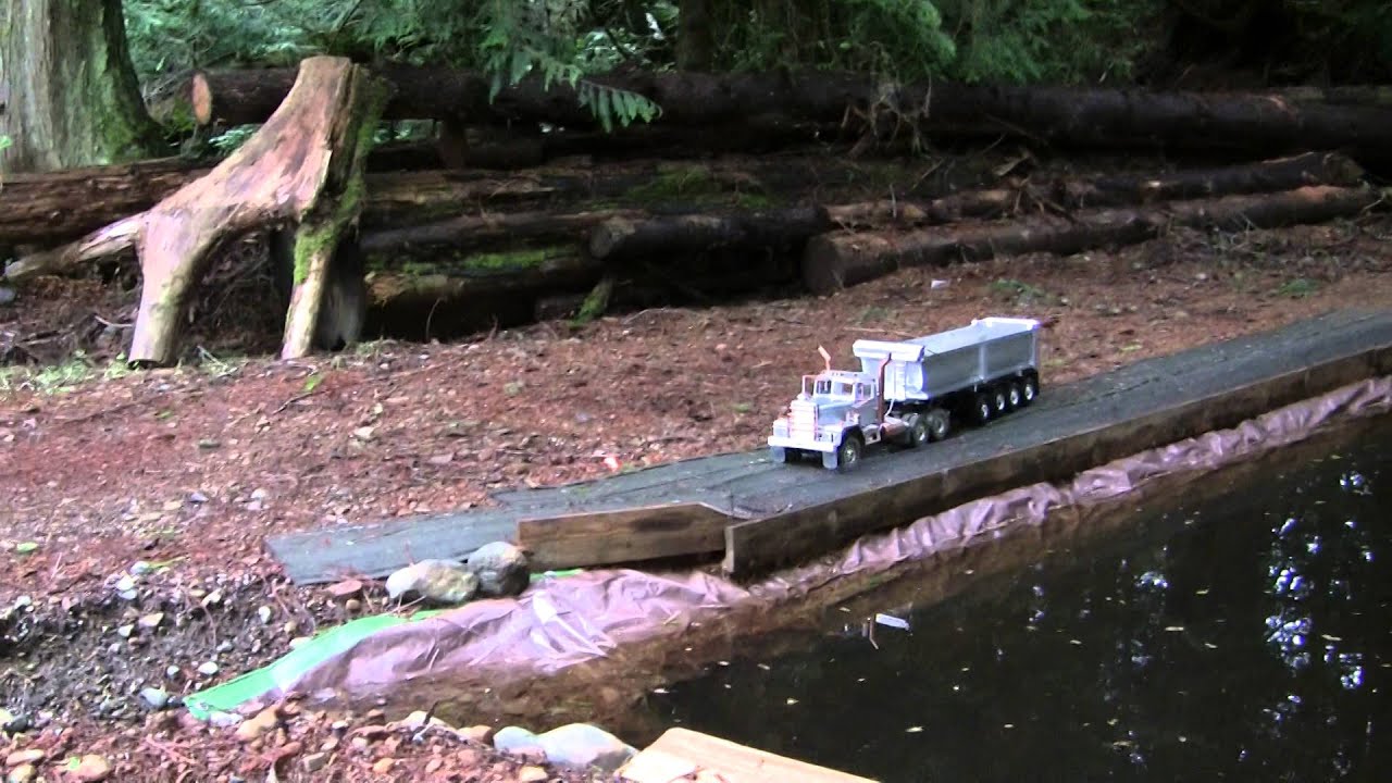 RC Kenworth and Trailer - YouTube