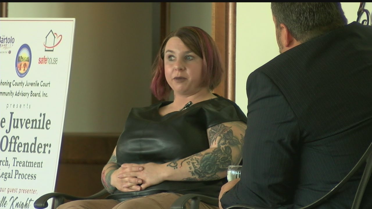 Cleveland kidnapping victim Michelle Knight visits the Valley - YouTube