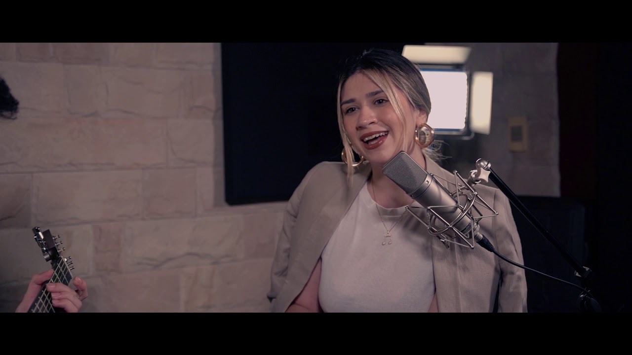 ADMV (Maluma) Live Cover Acústico - Sol Codas - YouTube