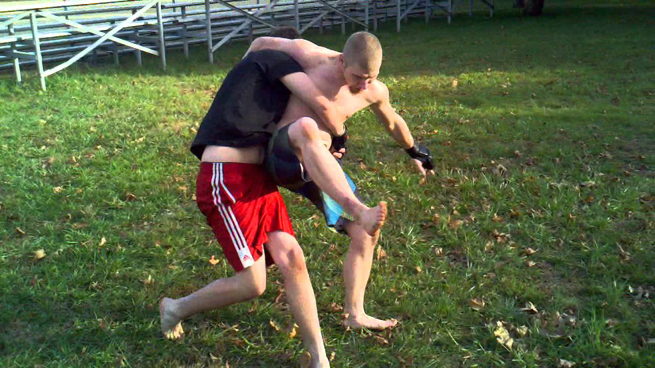 Backyard brawl 4 - YouTube