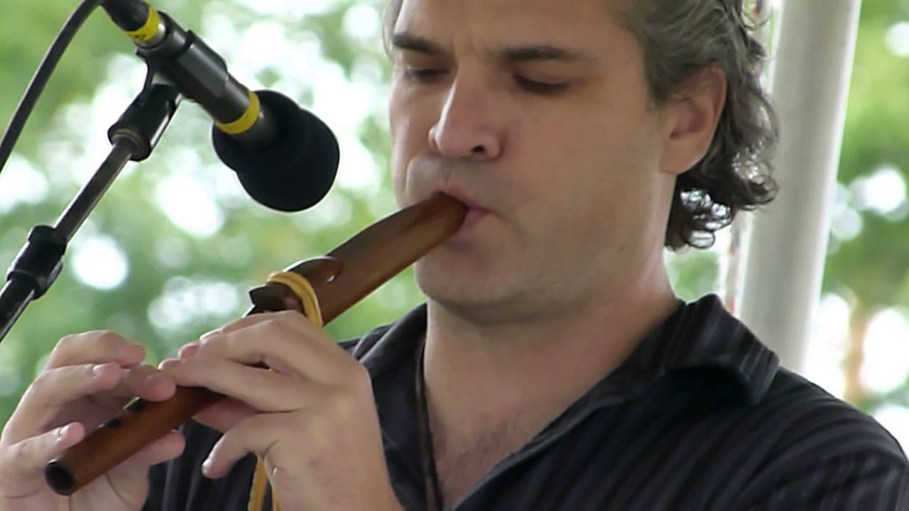 Joseph Young performing "Mojo" on Native American Flute. - YouTube