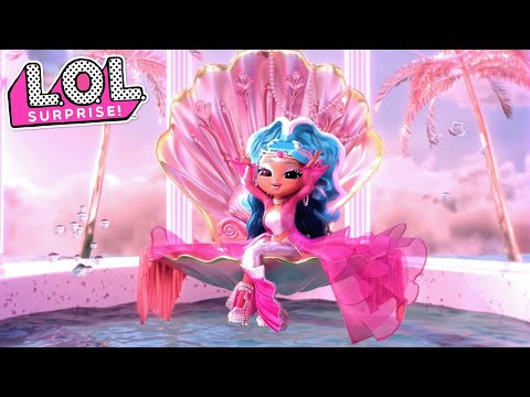 The Queen's Gala Celebration! 🎁 L.O.L. Surprise! Compilation