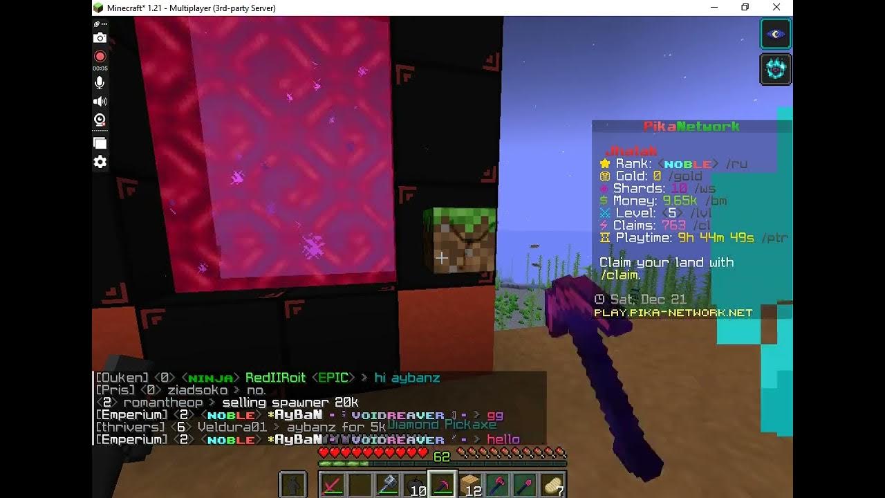 Claim blocks turn into player heads if right clicked on a block. - YouTube