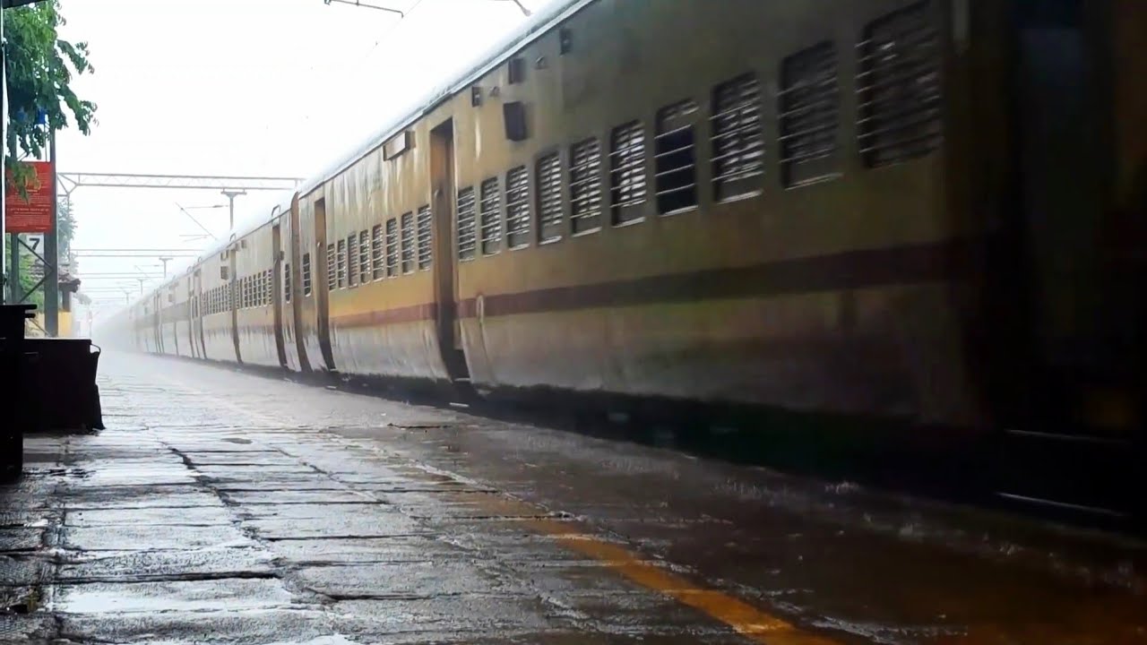 Train Departs in heavy rain Murudeshwar | Karnataka | Indian Railways ...