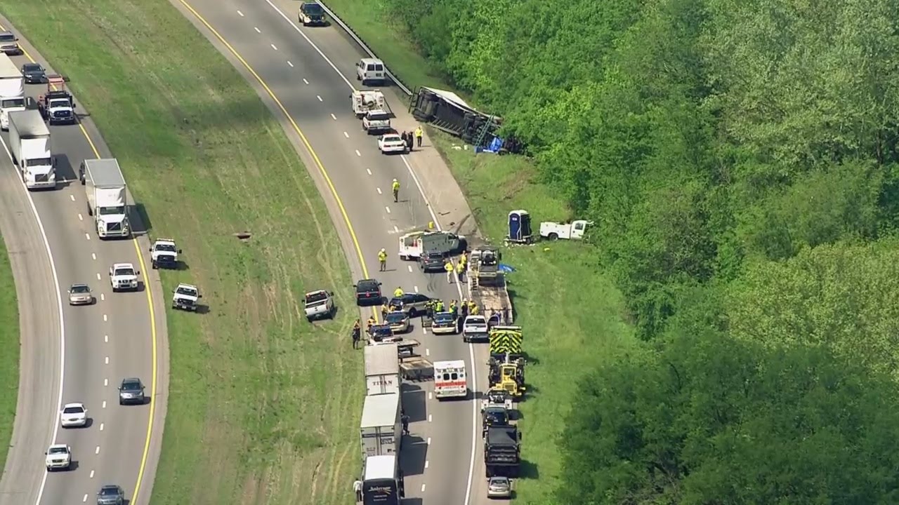 Sky 5 Aerials Of I-40 Traffic After Fatal Crash - YouTube