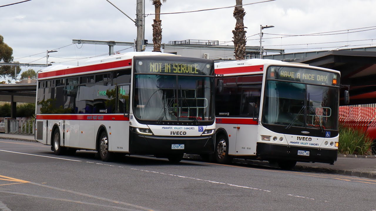 Moonee Valley Coaches 89 Iveco Metro C260, Volgren "Optimus" - YouTube