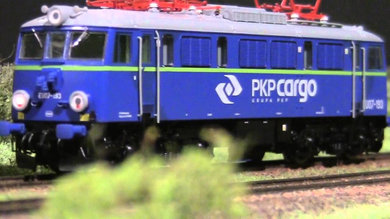 EU07-193 SK-MODEL (Piko) - YouTube