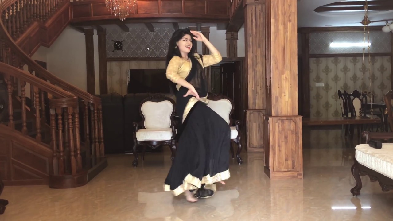 Muvvala Navvakala dance by Ishini Rani - YouTube