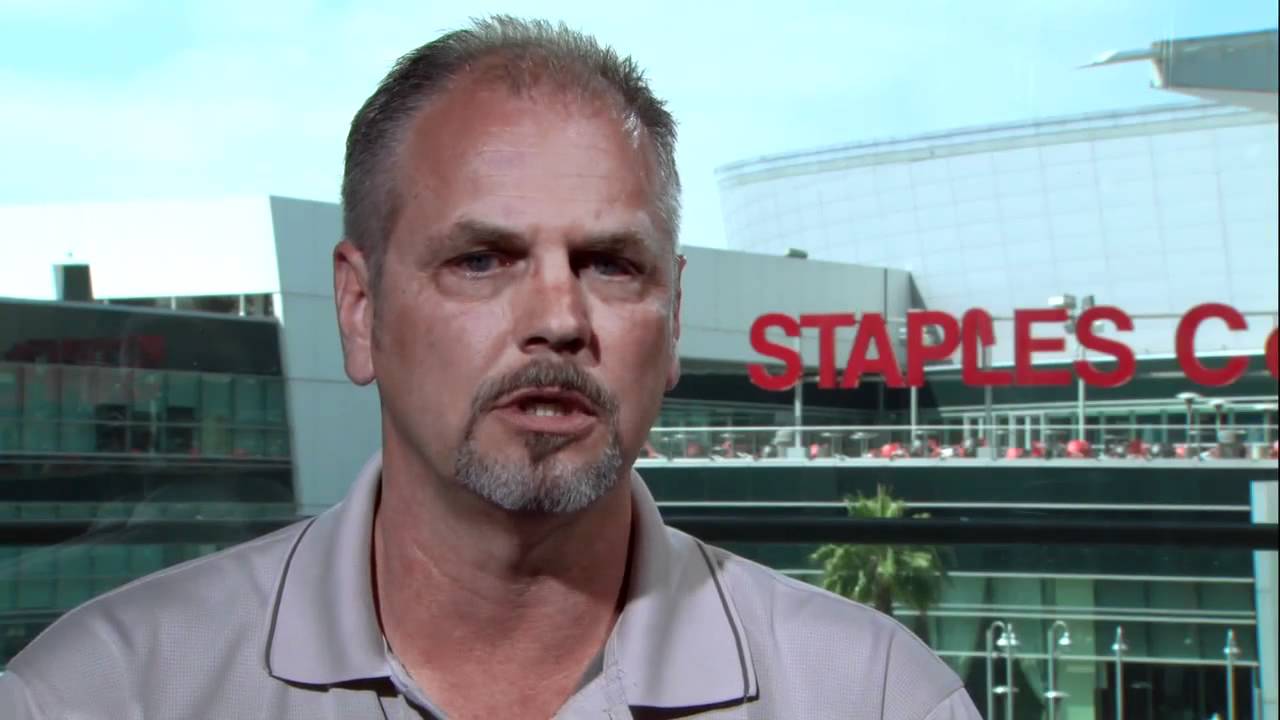 FarmersField.com Los Angeles: David Henderson of Local 831 supports ...
