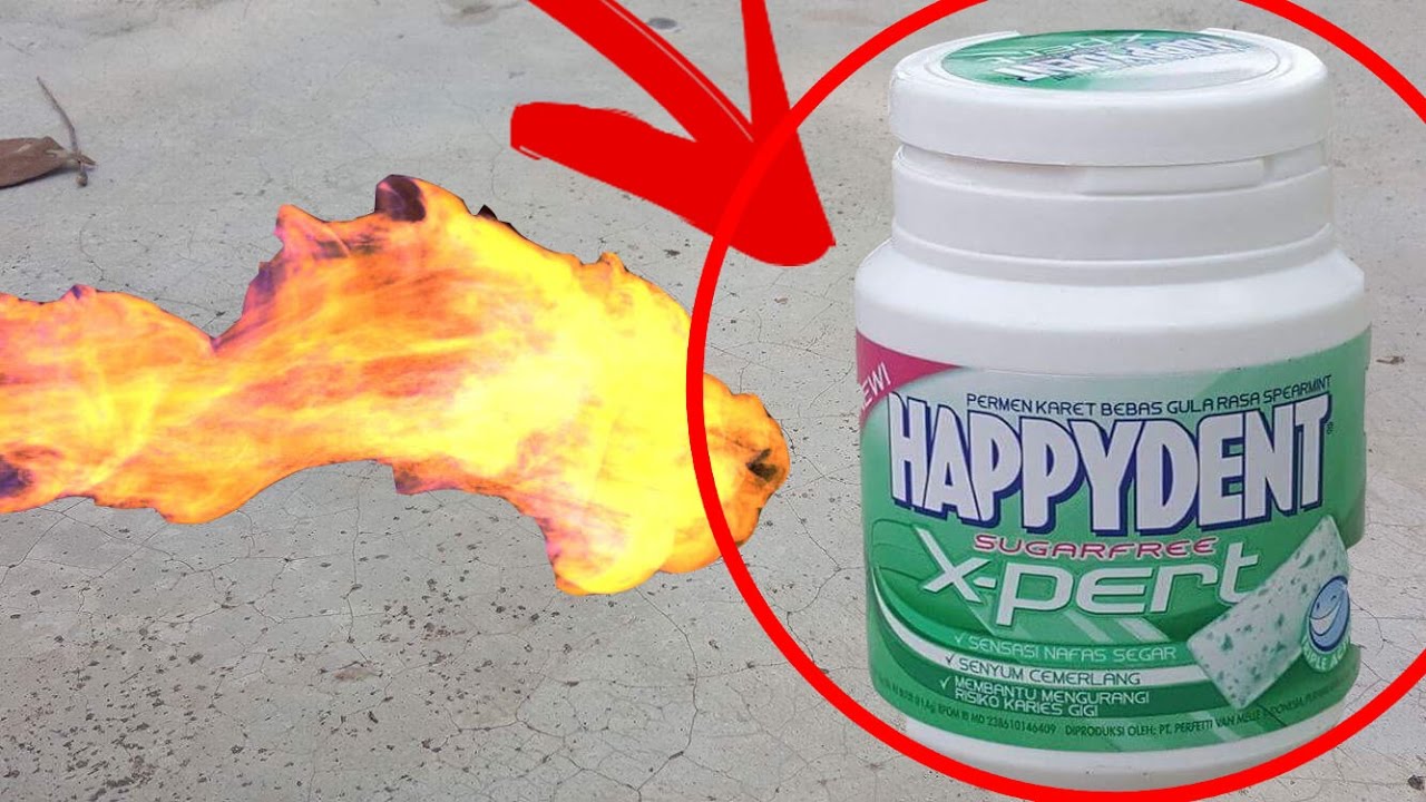 WD-40 FIRE VS BUBBLE GUM - YouTube