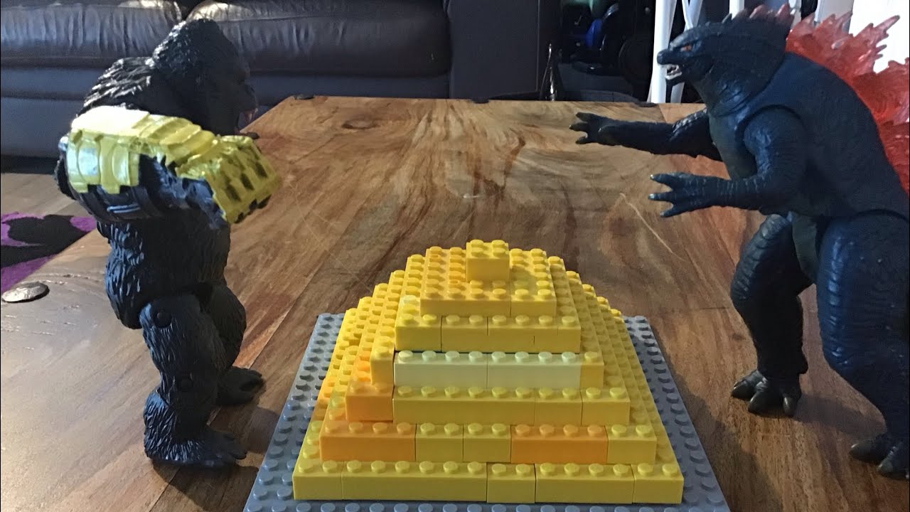 Godzilla x kong Egypt battle scene stop motion - YouTube