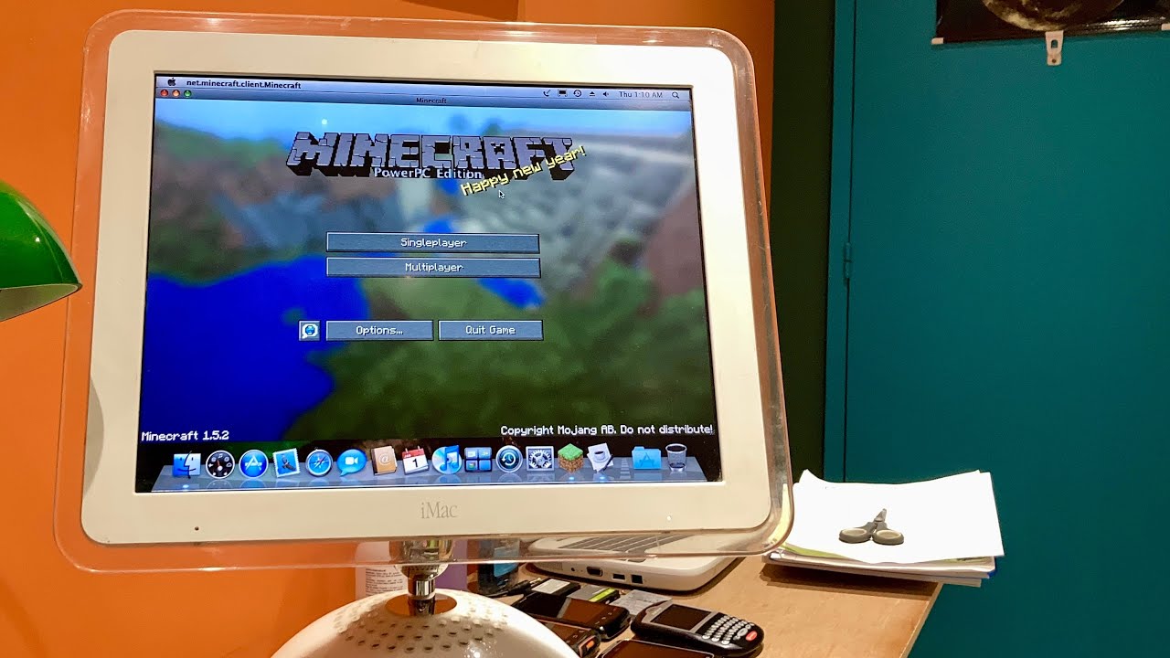 Playing Minecraft on a 22 Year Old Apple iMac - YouTube
