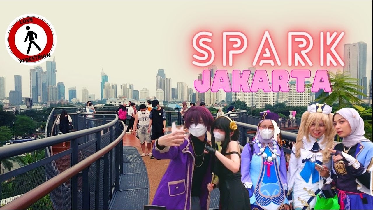 Walk at SPARK JAKARTA at Rooftop Senayan Park with Cosplayers - YouTube