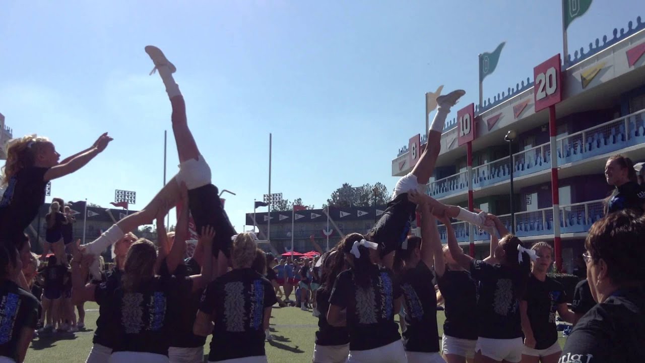 GREENUP COUNTY CHEER 2013 - YouTube
