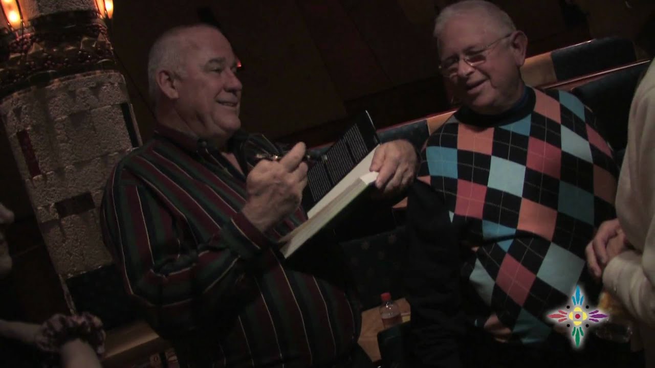 Bestselling Author John Saul at Mohegan Sun - YouTube