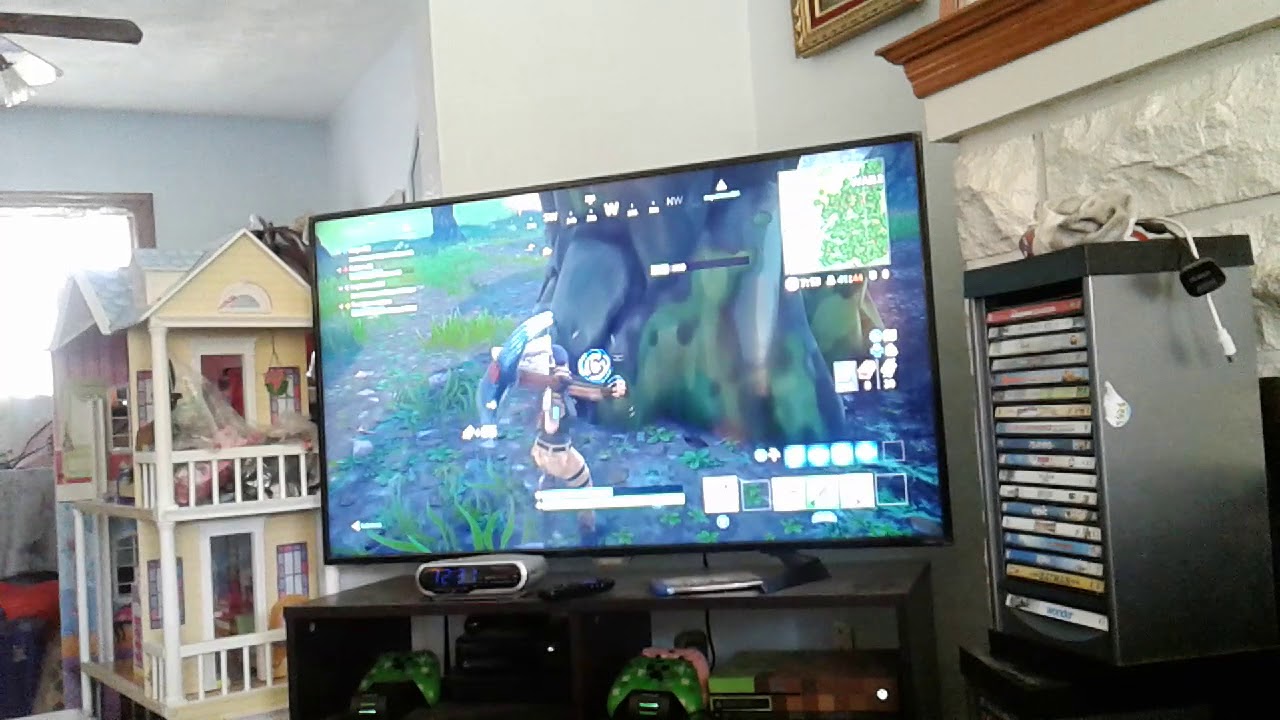 Kid gets mad at fortnite - YouTube