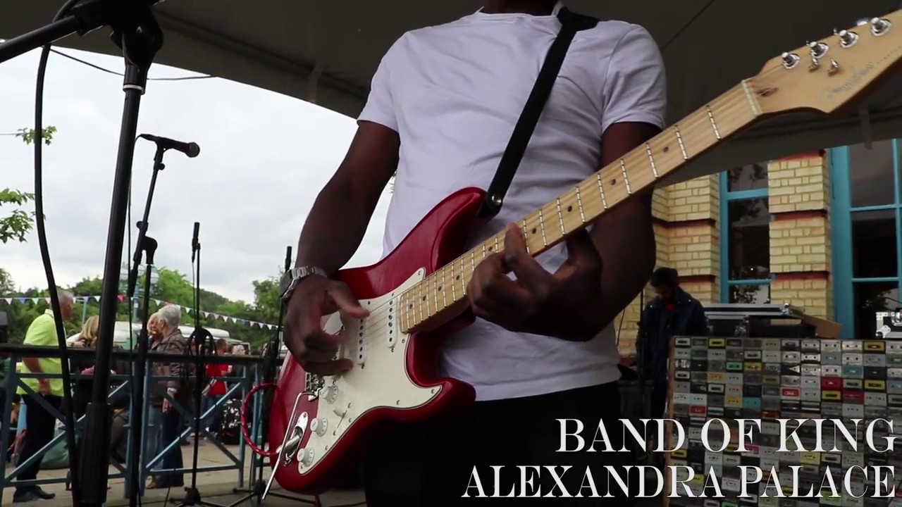 Andrew King (Band Of King) Alexandra Palace Festival - YouTube