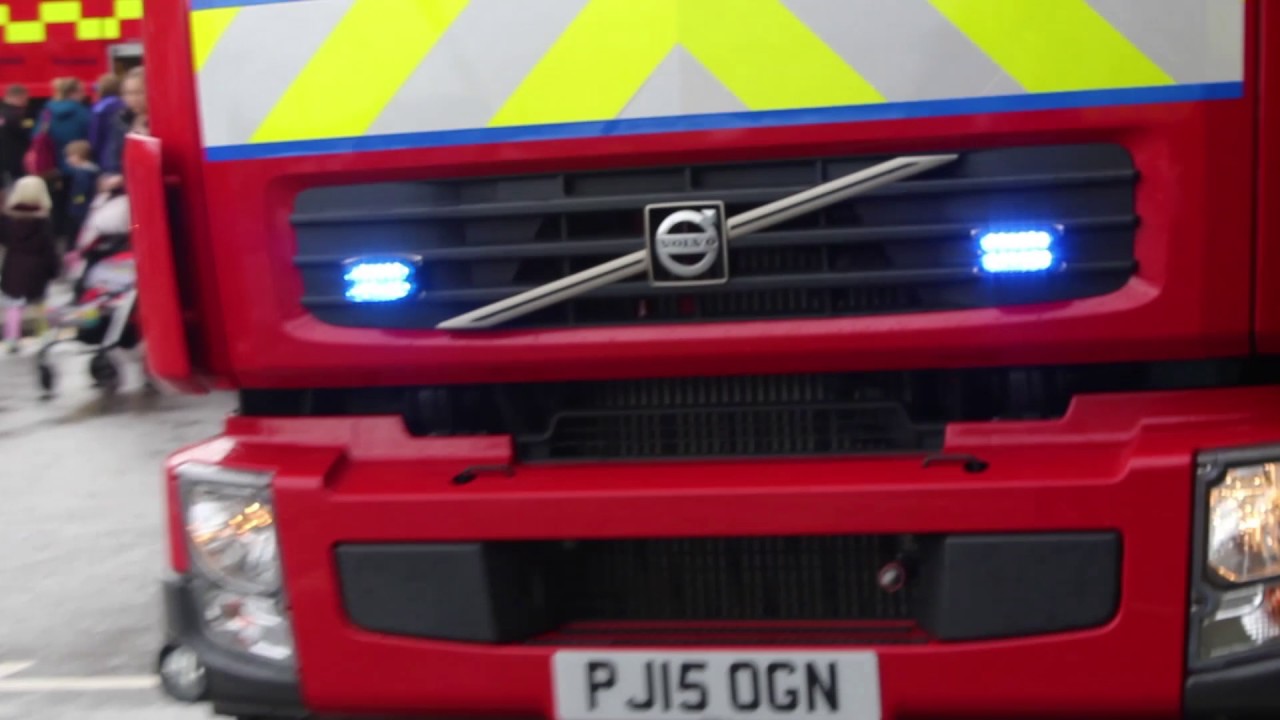 Greater Manchester Fire And Rescue // Volvo // Hose Layer Unit ...