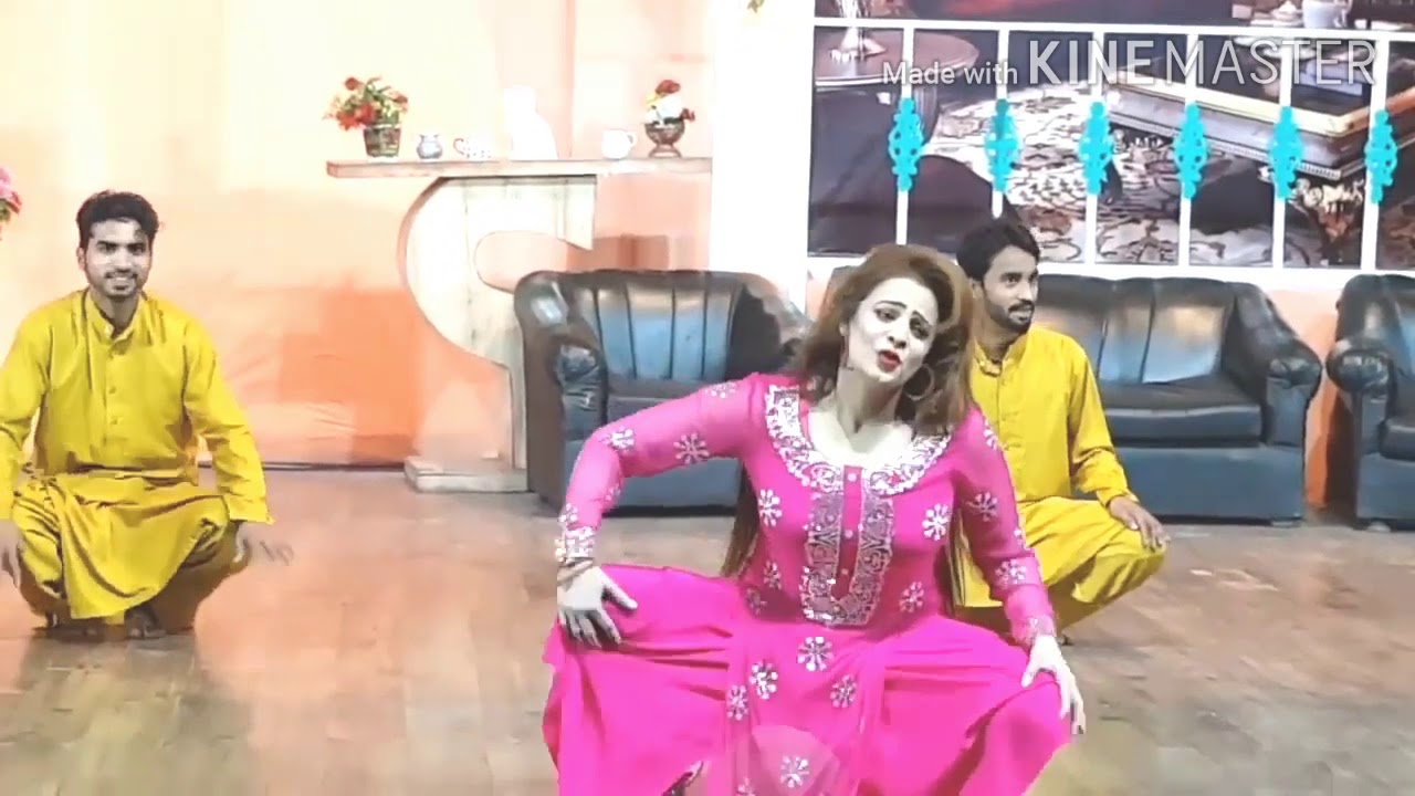 Afreen pari hot dance sohan ve de dhola - YouTube