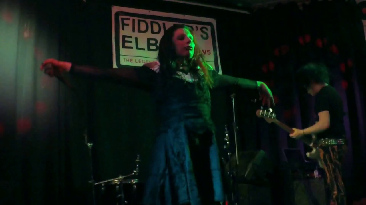 Pretty Addicted - Piggy - Live @ Fiddlers's Elbow 30/03/2018 (6 of 7 ...