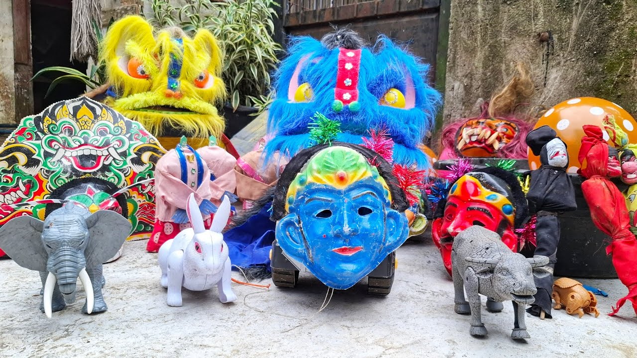 MENEMUKAN MAINAN,ONDEL ONDEL BETAWI,TOPENG ONDEL ONDEL,ONDEL ONDEL ...