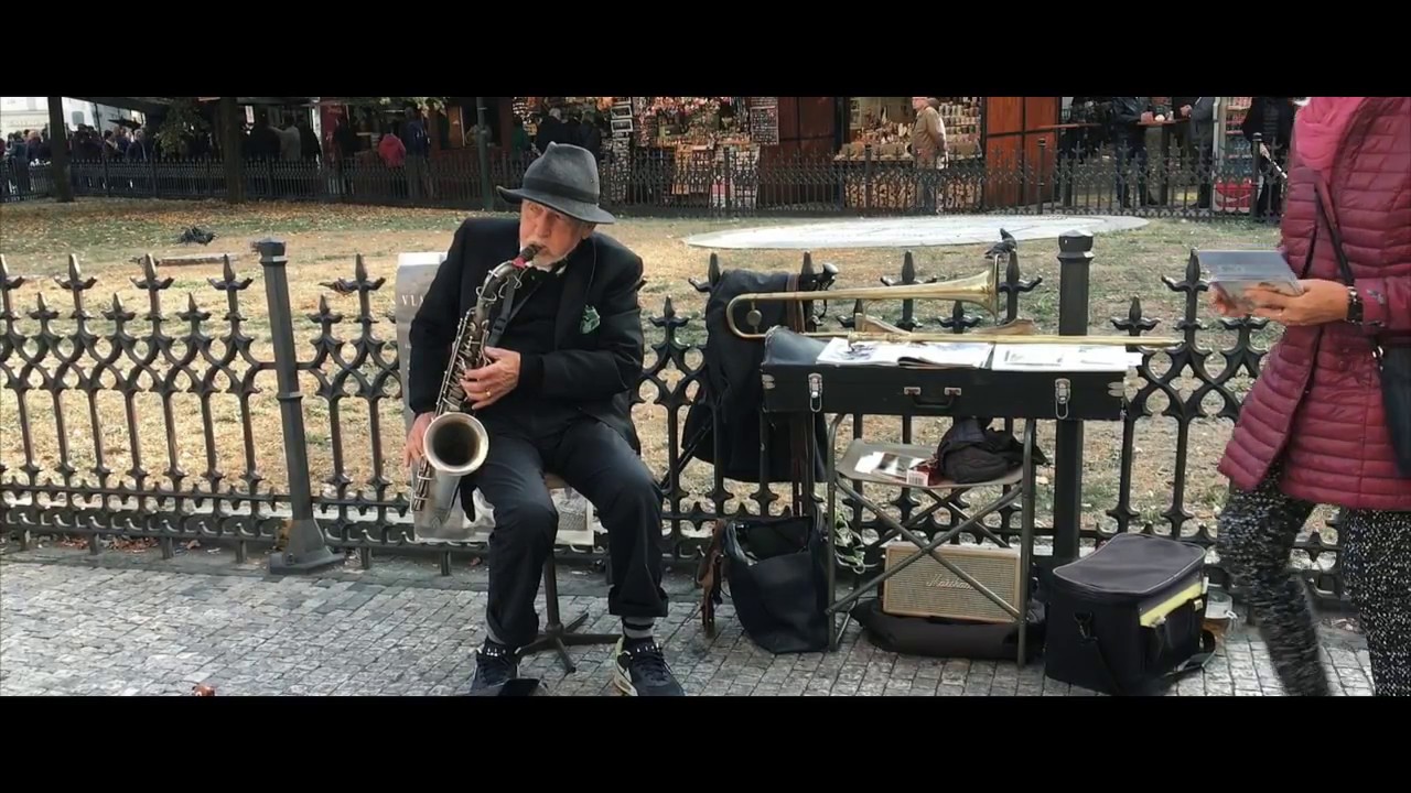 Old man's busking - YouTube