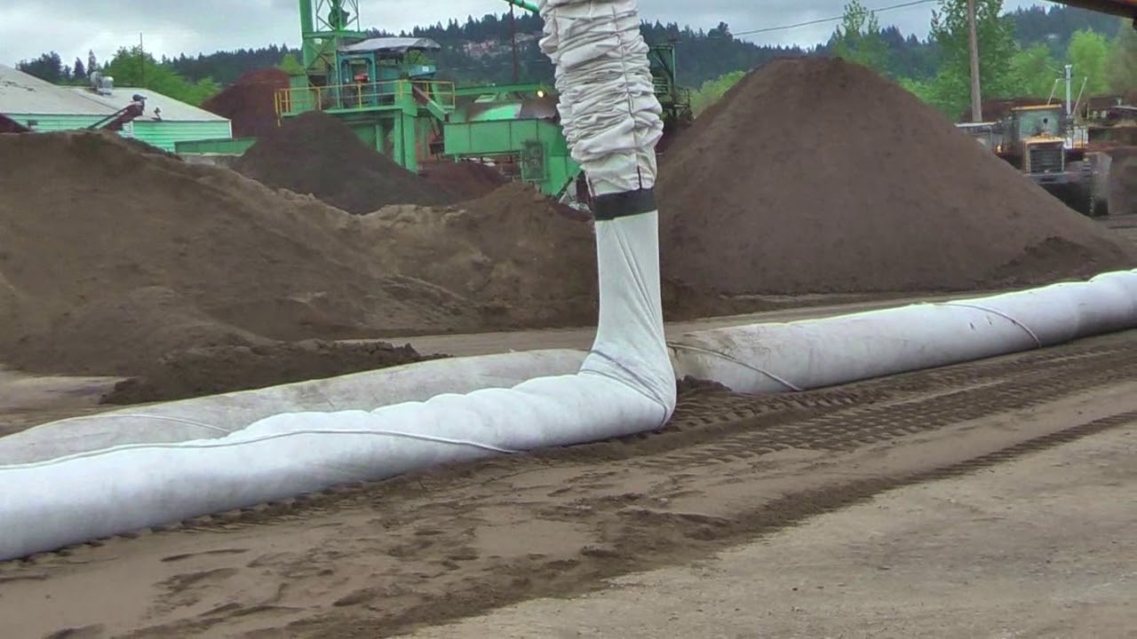 CAS AT7 Spill Containment/Flood Control Sock Demo-Vertical - YouTube