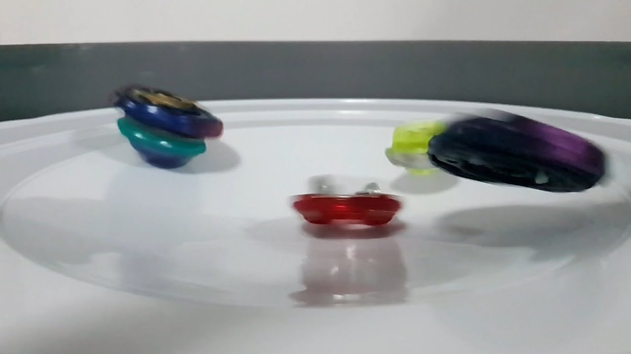 Fight#012 - REAL vs FAKE (Judgement Joker) - Beyblade Dynamite Battle ...