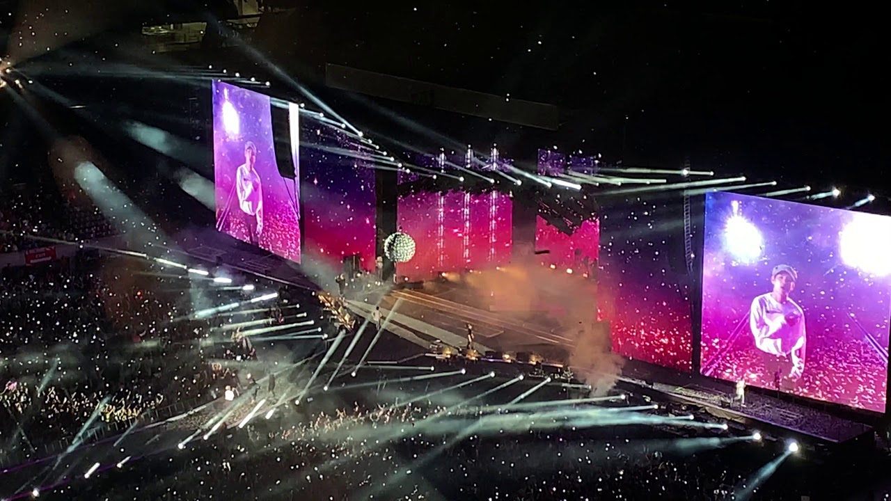 BTS MetLife Stadium Mikrokosmos/ ending - YouTube