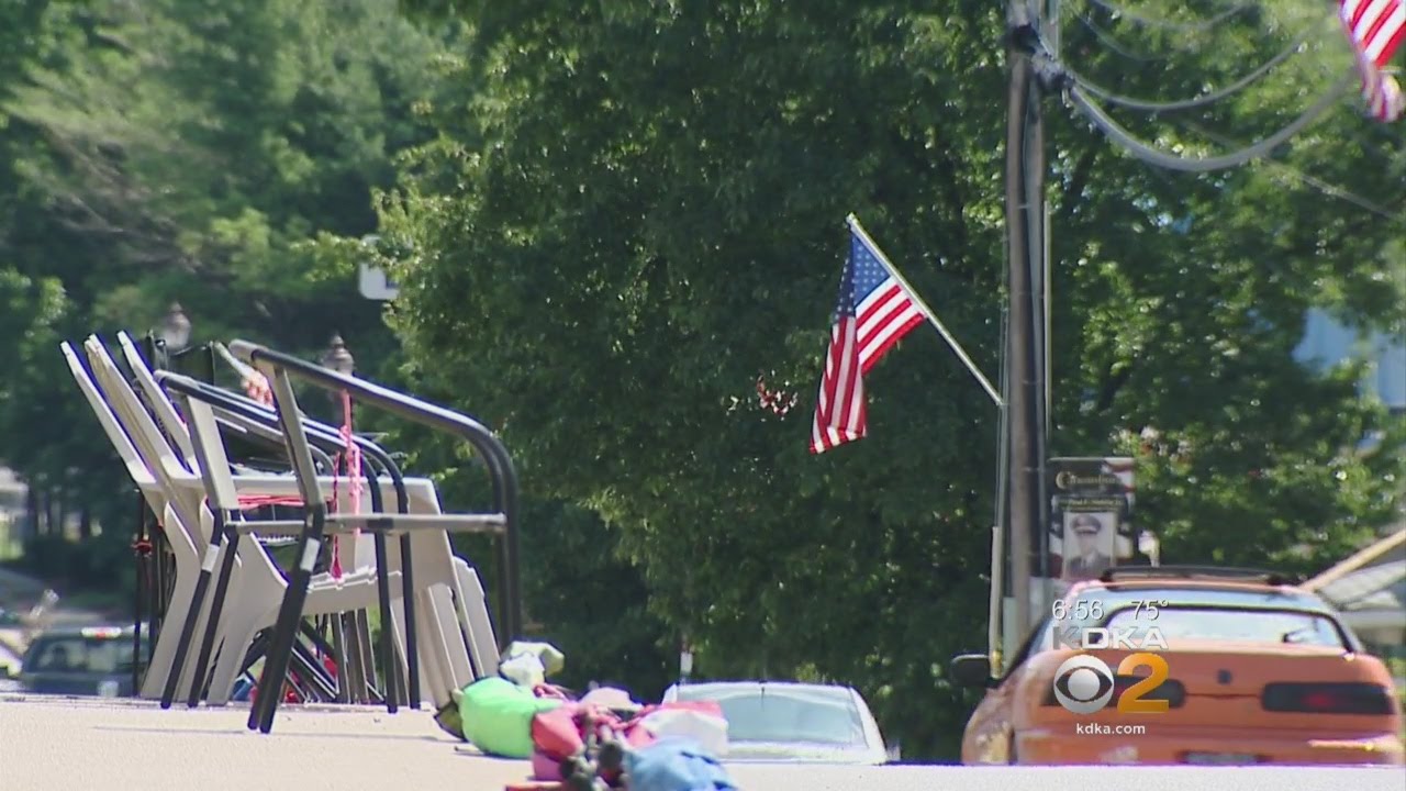 Chairs Line Canonsburg Streets For Fourth Of July Parade - YouTube