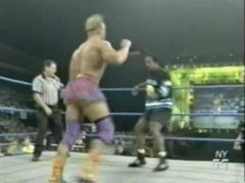 Kwee Wee (w/ Paisley) vs. "Sreamin" Norman Smiley (12 02 2000 WCW ...