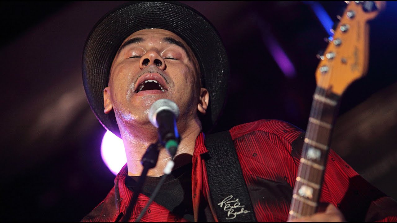 Ronnie Baker Brooks - Pick Powder - YouTube