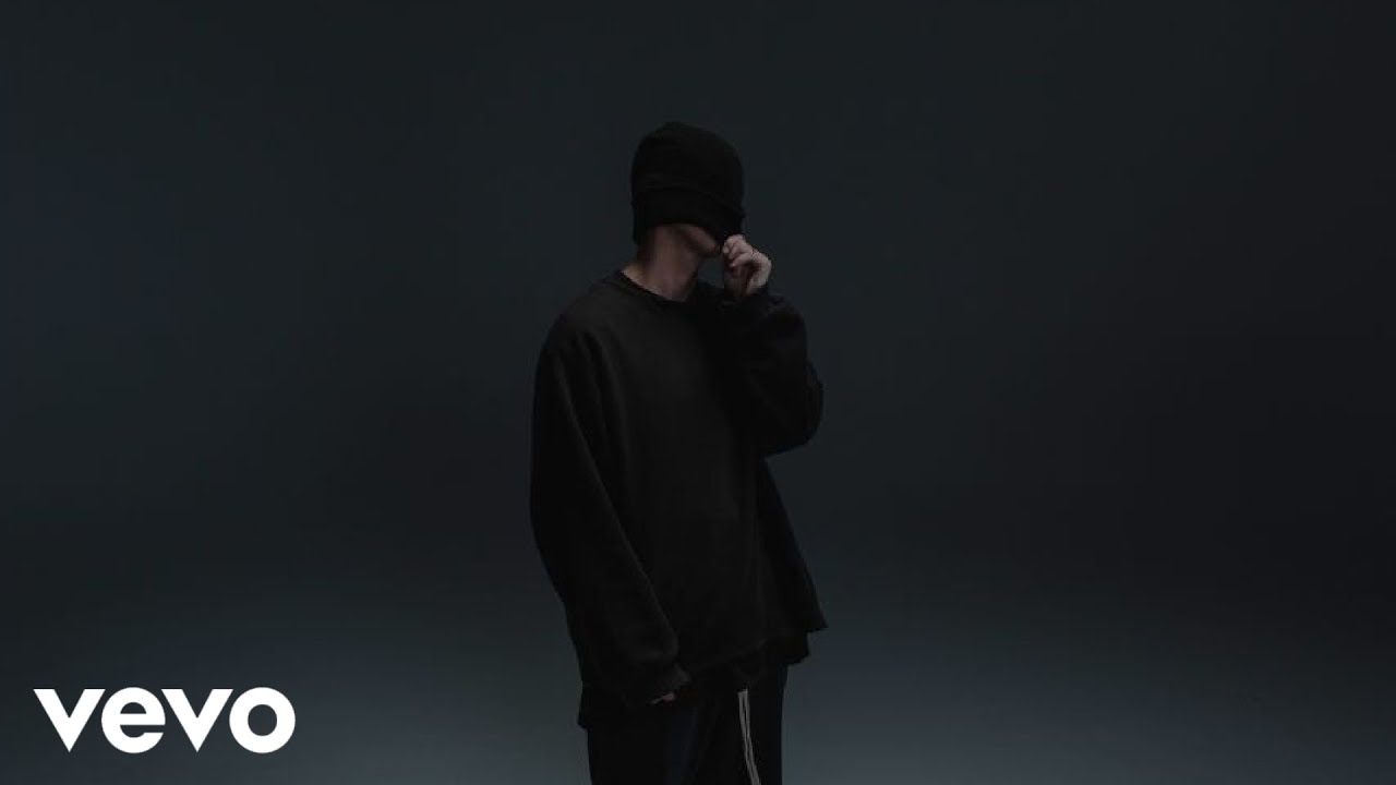 Eminem feat. NF - CHANGE - YouTube