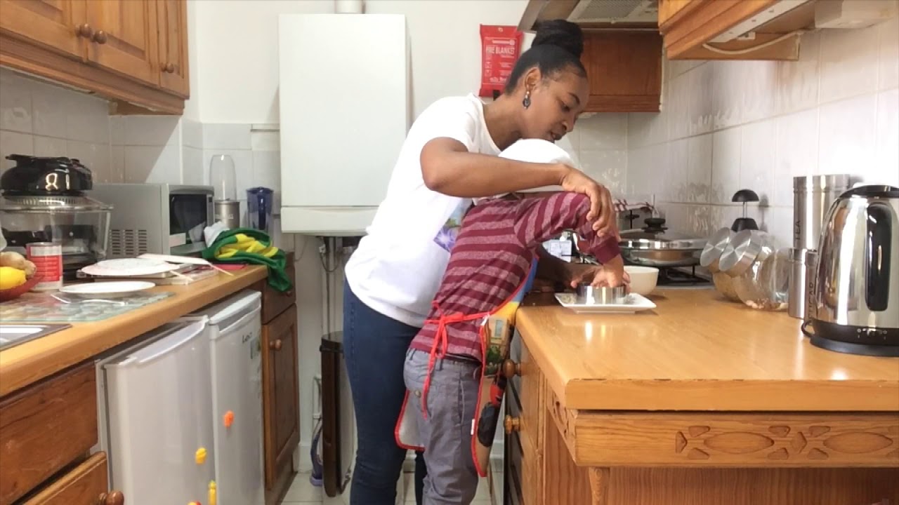 Tinned Mackerel ( tin bum, dutty gal) A quick & easy meal - YouTube