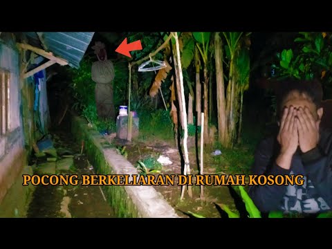 HOROR: POCONG BERKELIARAN DI RUMAH KOSONG