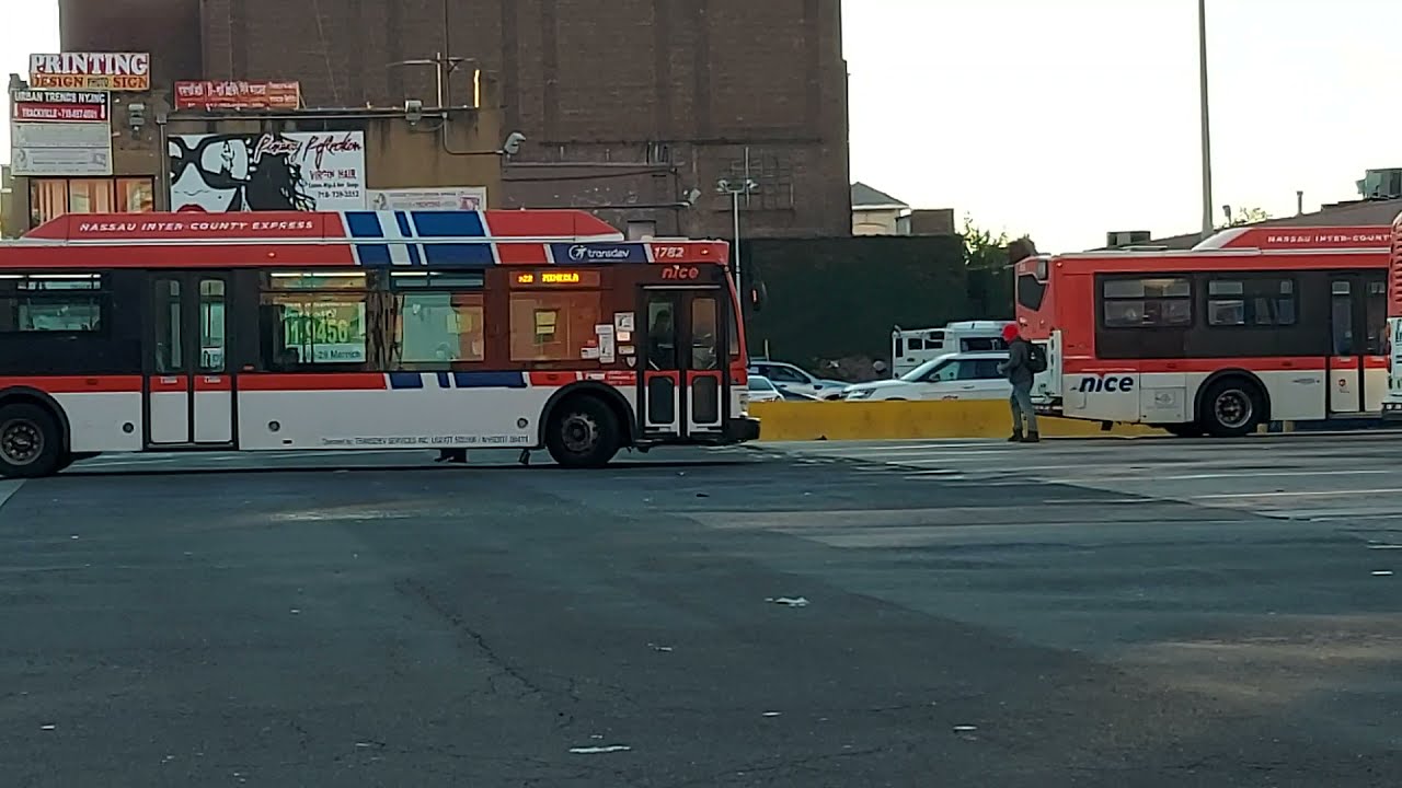 NICE bus: 2009 Orion 7 NG #1782 on the N22 (confronted by a NICE bus ...