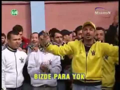 Caddede Kızlar [Fenerbahçe] [Fanatik Marşlar]