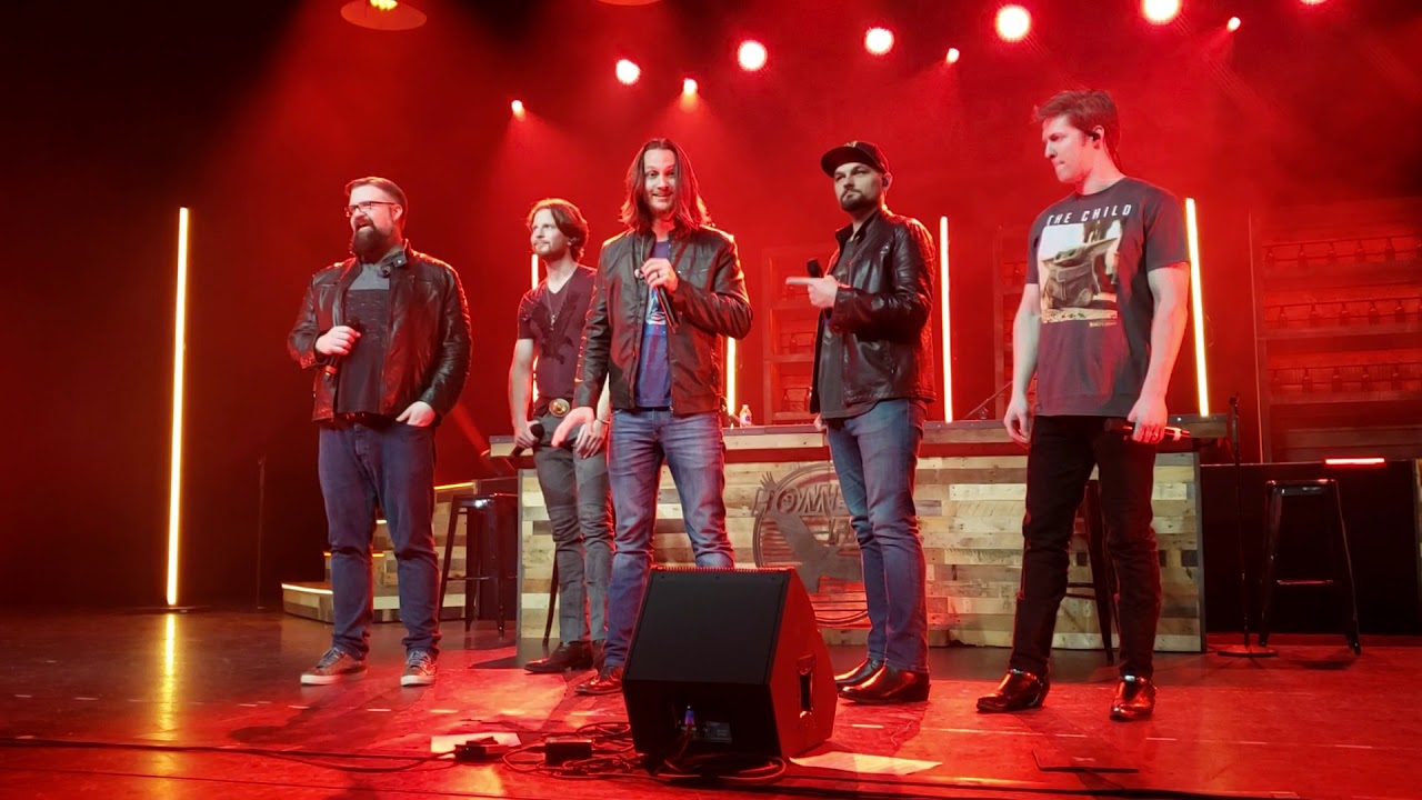 Tim Foust of Home Free dropping the bass - YouTube