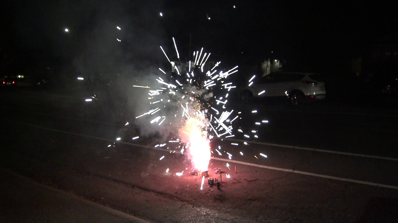 [4K] Pink Diamond TNT Fireworks Fountain July 4, 2018 - YouTube