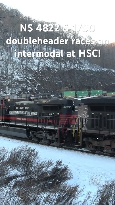 NS 4822 & 1700 doubleheader races an intermodal at HSC! #railfanning #train #norfolksouthern ...