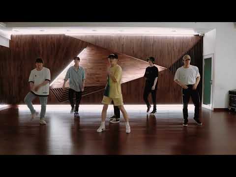 ASTRO BLUE FLAME DANCE PRACTICE MIRROR