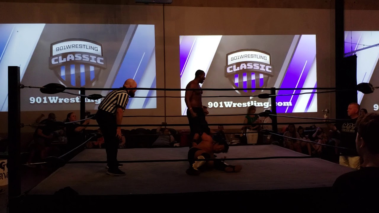 NIGHTRAIN VS KYLAN JAMES - YouTube