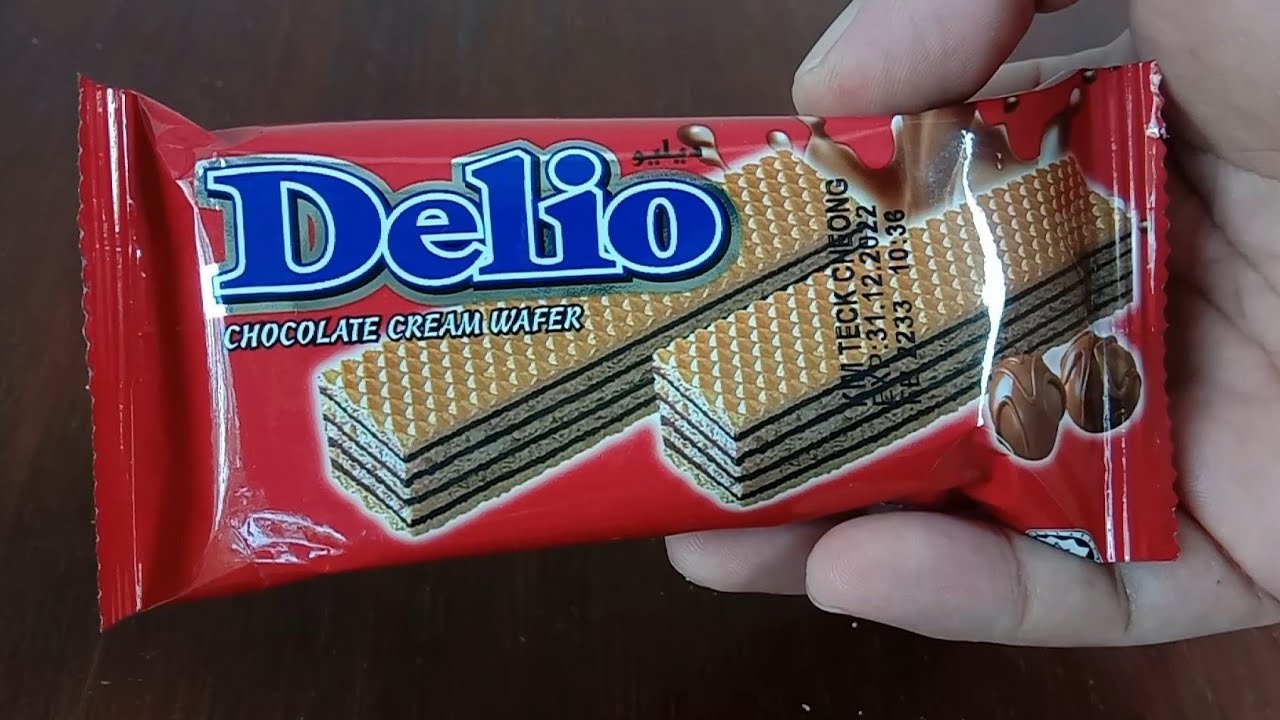 Delio Chocolate Cream Wafer - YouTube