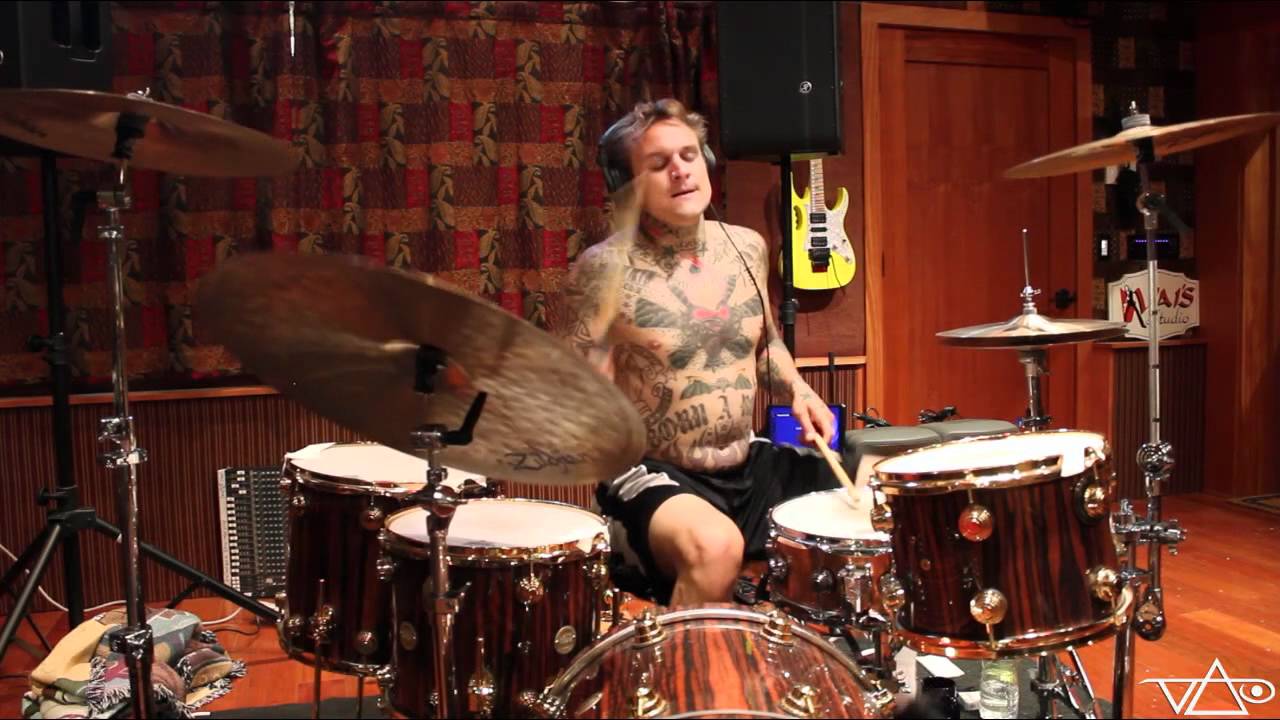 Steve Vai - Weekly Studio Update feat. Jeremy Colson - YouTube